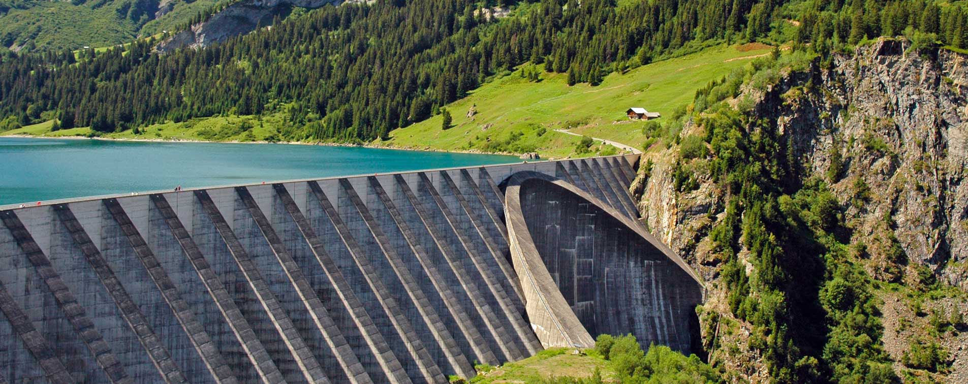 Roselend dam : Altitude, construction and tour of the dam